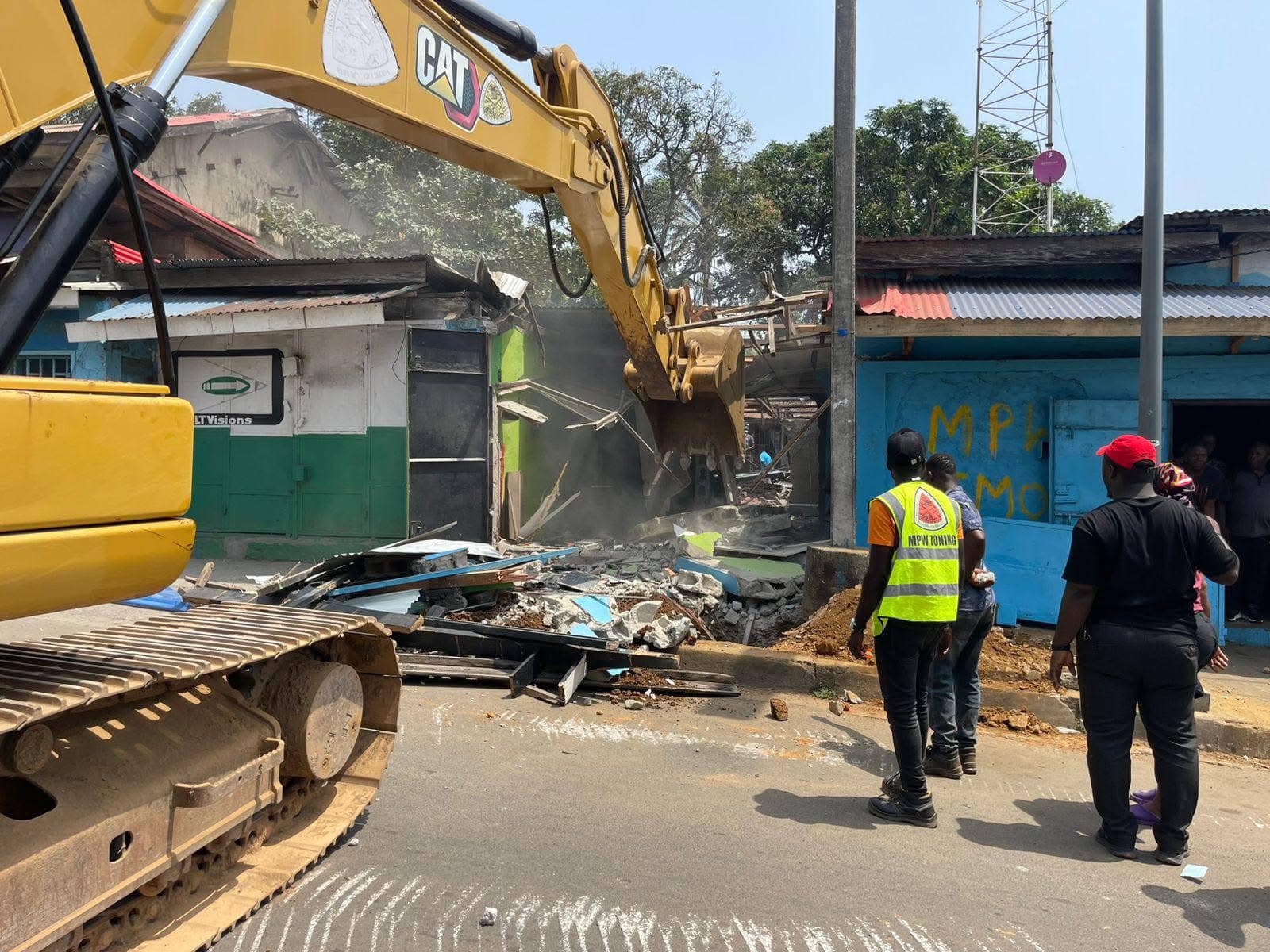 𝐏𝐮𝐛𝐥𝐢𝐜 𝐖𝐨𝐫𝐤𝐬 𝐢𝐧 𝐂𝐨𝐥𝐥𝐚𝐛𝐨𝐫𝐚𝐭𝐢𝐨𝐧 𝐖𝐢𝐭𝐡 𝐋𝐖𝐒𝐂 𝐁𝐞𝐠𝐢𝐧 𝐃𝐞𝐦𝐨𝐥𝐢𝐭𝐢𝐨𝐧 𝐨𝐟 𝐒𝐭𝐫𝐮𝐜𝐭𝐮𝐫𝐞𝐬 ...